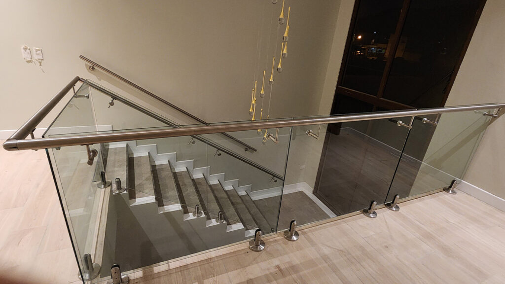 Barandales aluminio vidrio – VIALUM HONDURAS