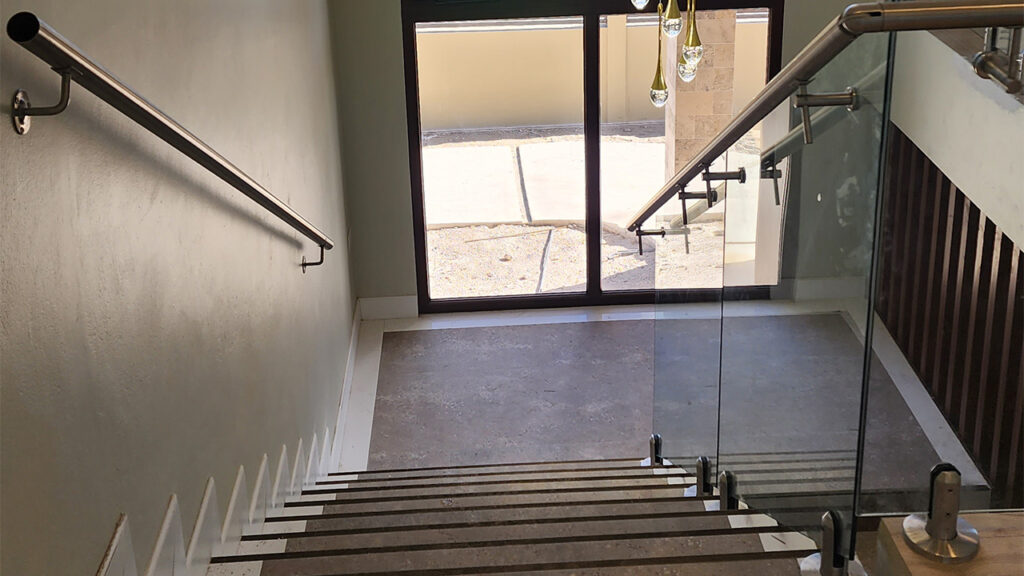 Barandales aluminio vidrio – VIALUM HONDURAS